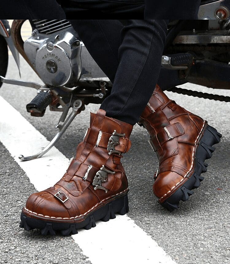 Bottes de moto vintage avec tête de mort | Boutique motard